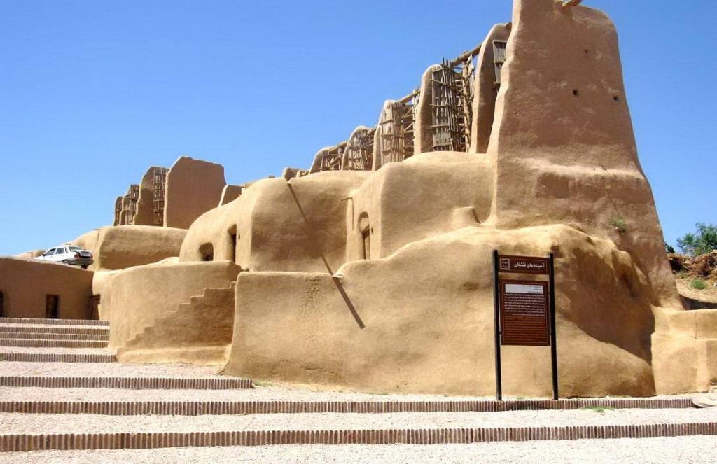 safe and tourist travel in Iran-visit DIY-The Nashtifan windmills