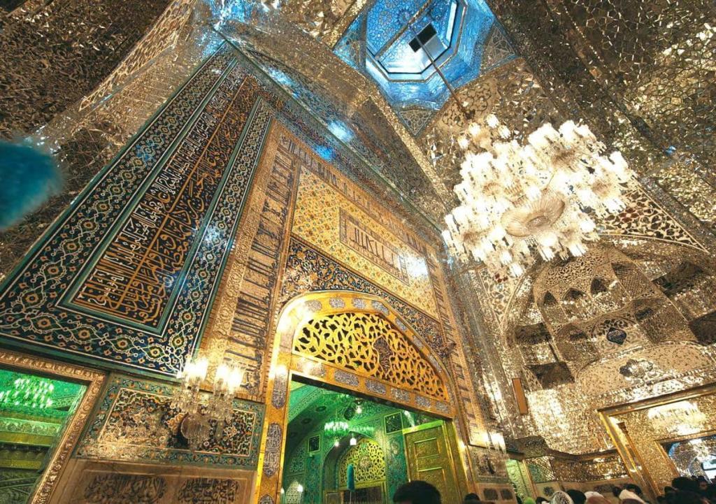 safe and tourist travel in Iran - visit DIY - Shrine of Imam Reza